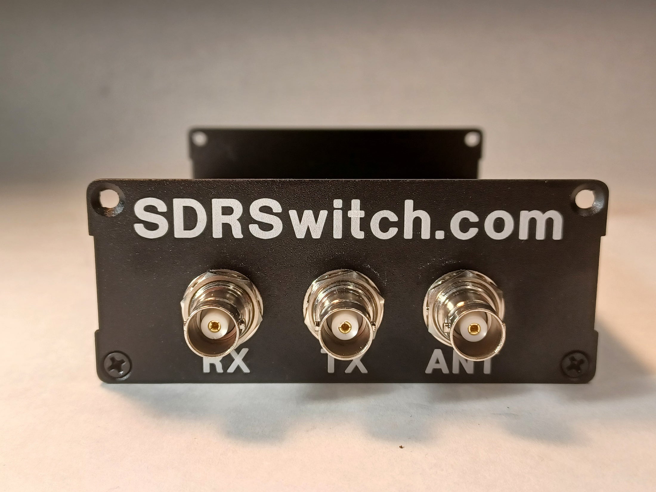 Receive Only Antenna TX/RX Switch – SDR Switch by N2EME